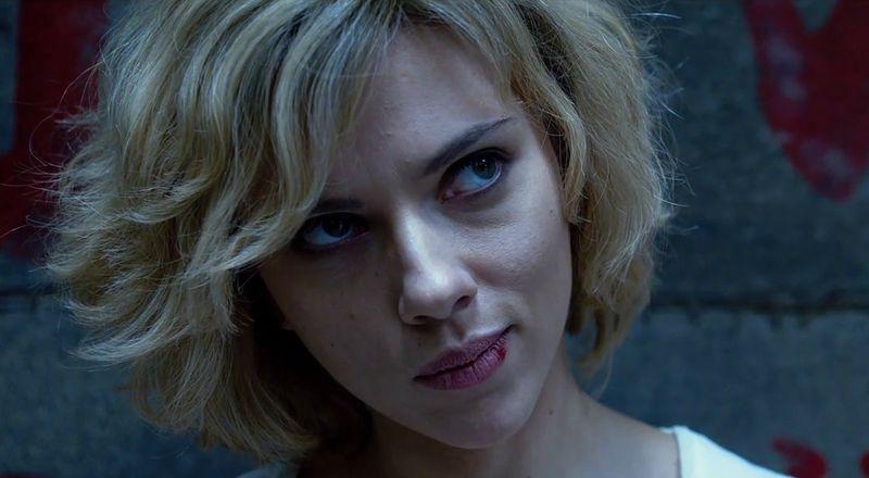 "Lucy 2": Luc Besson hat das Drehbuch zum Sequel mit Scarlett Johansson ...