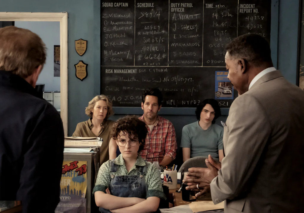 Neue "Ghostbusters: Frozen Empire"-Fotos bringen die alten Geisterjäger ...